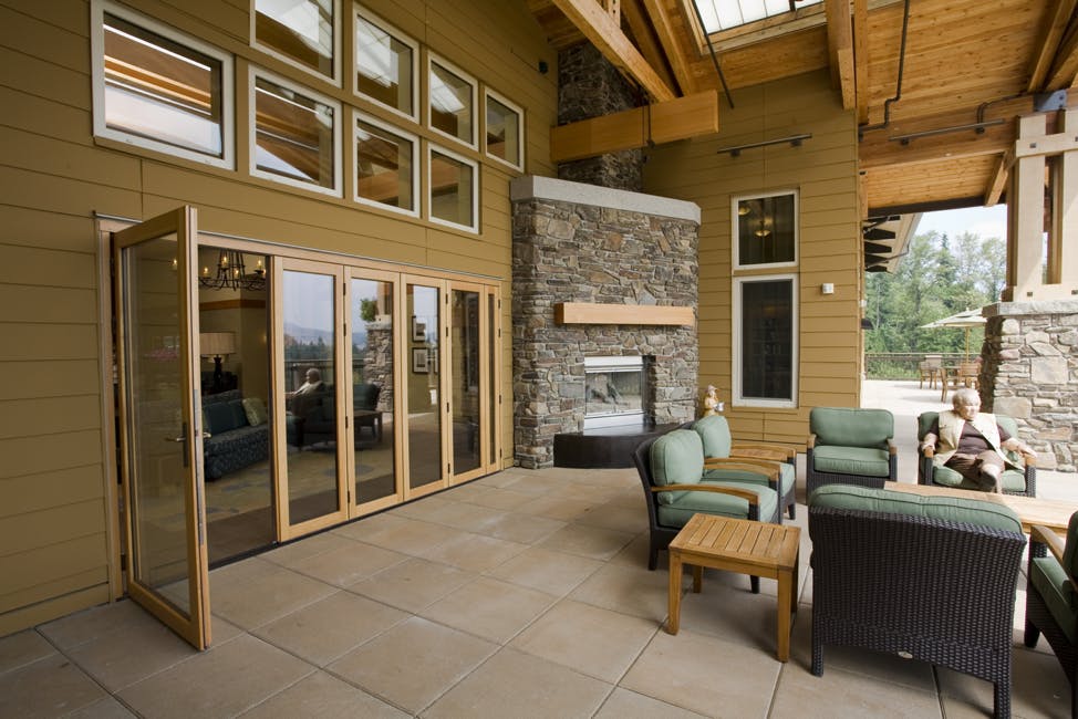 7 Things to Know for Choosing Retractable Glass Walls | NanaWall