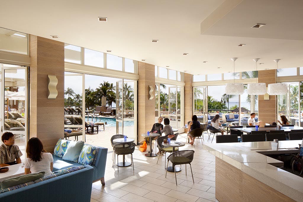 Maximize ROI in a Hotel Food and Beverage Space | NanaWall