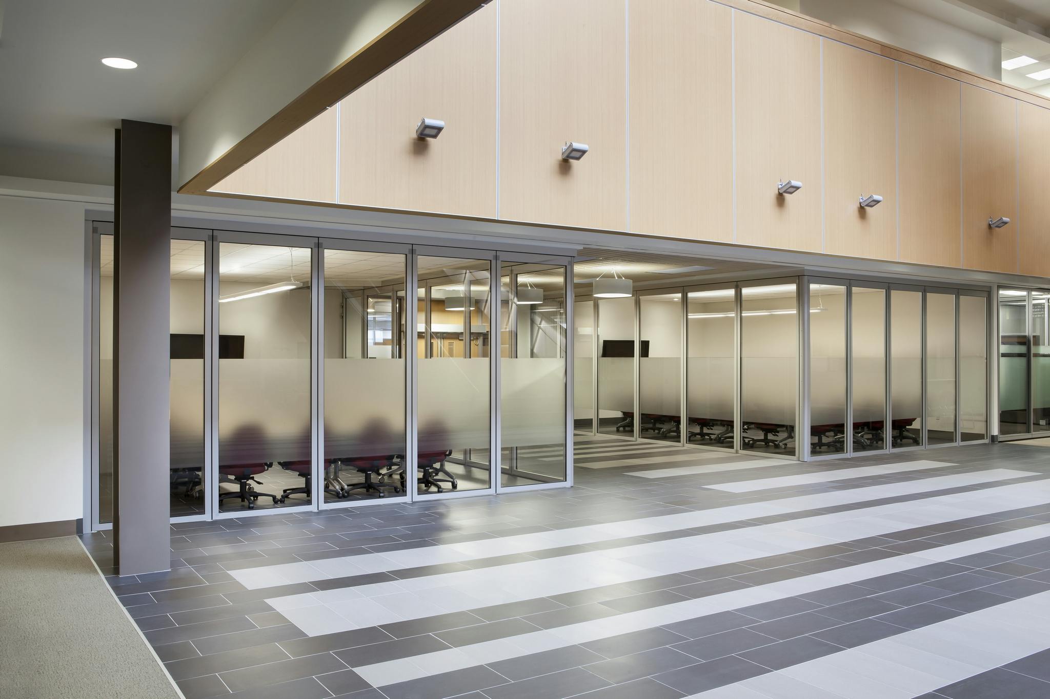 Office Trends: Modern Conference Room Enclosed with Moving Glass Walls ...