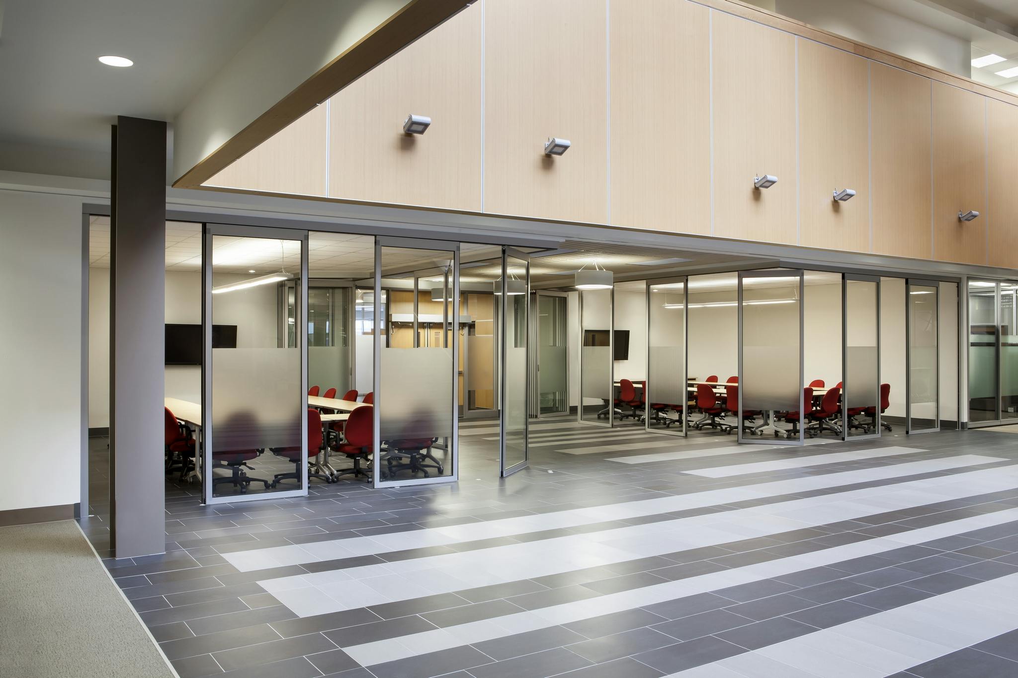 Office Trends: Modern Conference Room Enclosed with Moving Glass Walls ...