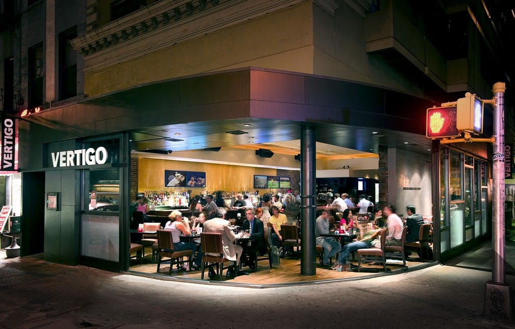 Vertigo Bar Shows How to Attract More Customers | NanaWall